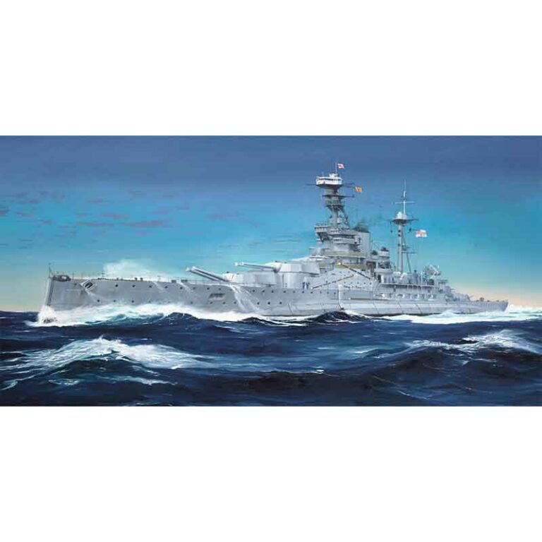Royal Navy HMS Queen Elizabeth R08 (1/700) PKTM06751 | Trumpeter